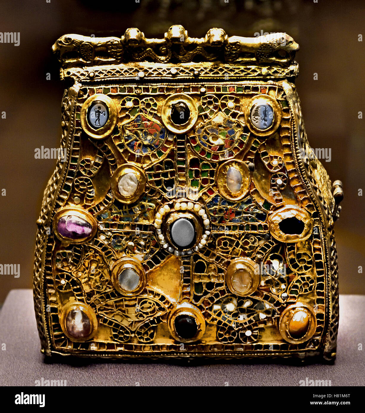 Pouch-shaped Reliquary from the Treasure of St. Dionysius' Abbey of ...