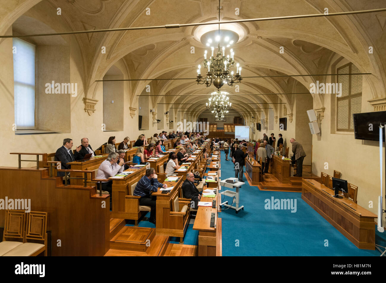 Senators hall hi-res stock photography and images - Alamy