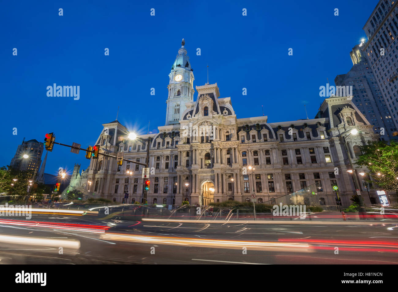 Penn square hi-res stock photography and images - Alamy