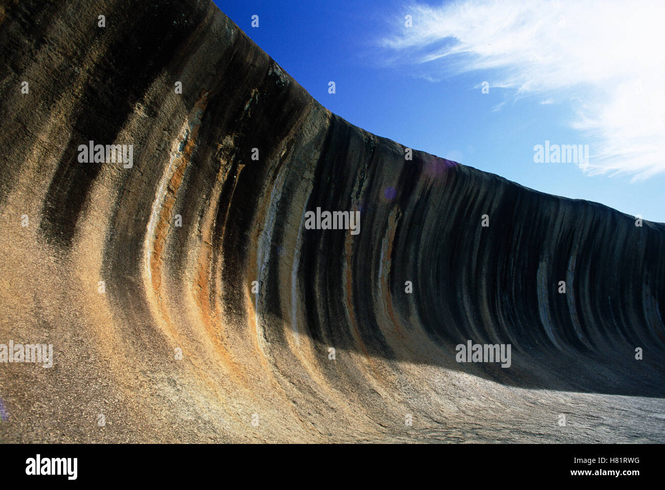 Wave rock, 15 meters high and 110 meters long curved granite cliff face ...