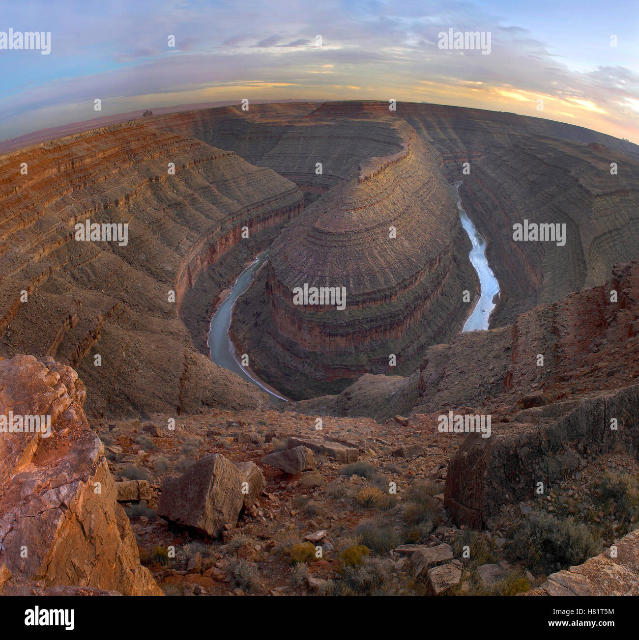 Eroded river valley, Goosenecks of San Juan River, Goosenecks State ...