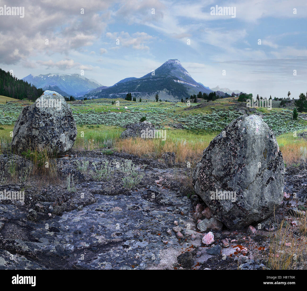 Boulders on Hurricane Mesa near Hunter Peak, Wyoming Stock Photo - Alamy