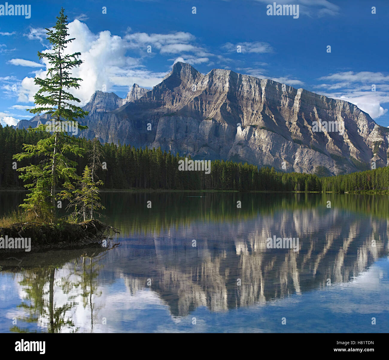 Mount Rundle and Johnson Lake, Banff National Park, Alberta, Canada ...
