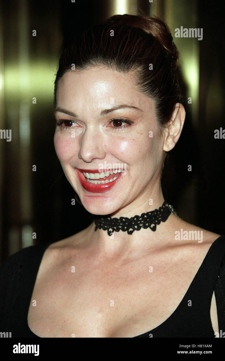 Laura Harring's Instagram, Twitter & Facebook on IDCrawl