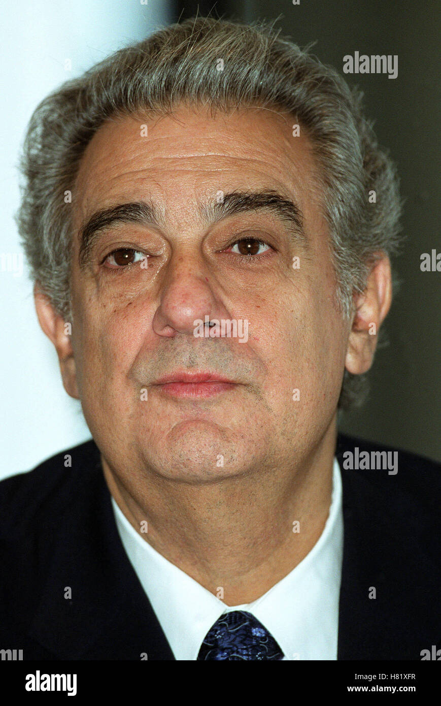 Placido domingo singer hi-res stock photography and images - Alamy