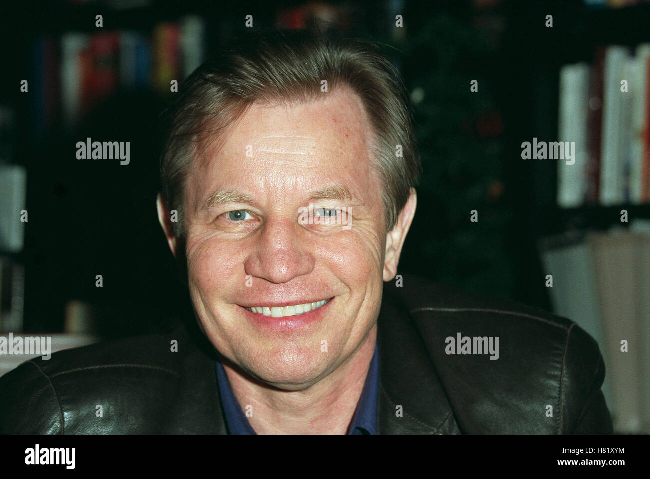 MICHAEL YORK BOOK SIGNING SUNSET BOULEVARD HOLLYWOOD USA 07 February ...