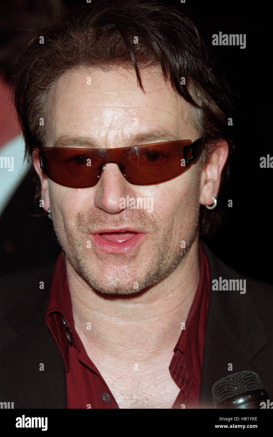 BONO "LOVE ROCKS" CONCERT FOR BONO KODAK THEATRE HOLLYWOOD LA USA 14 ...