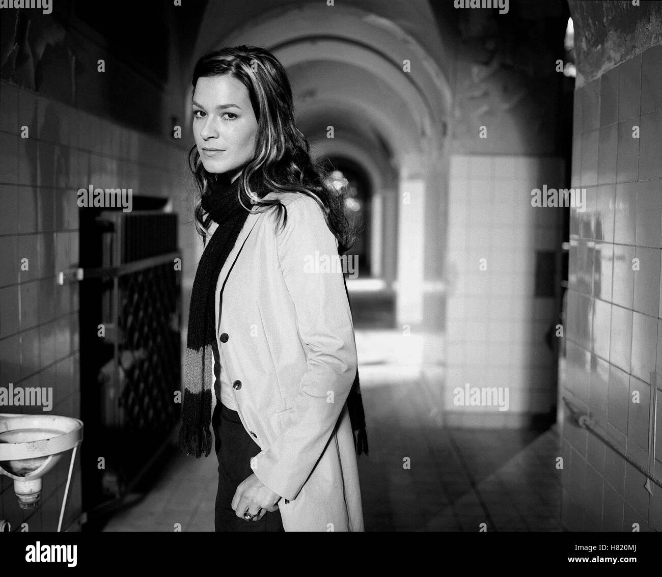 Universal cinema Black and White Stock Photos & Images - Alamy