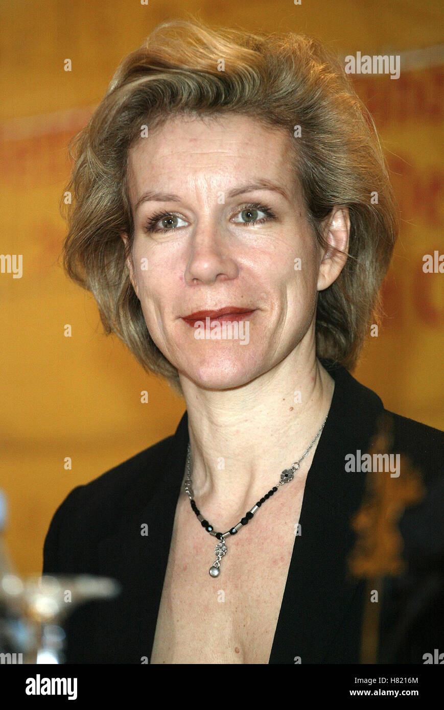 Juliet stevenson hi-res stock photography and images - Alamy