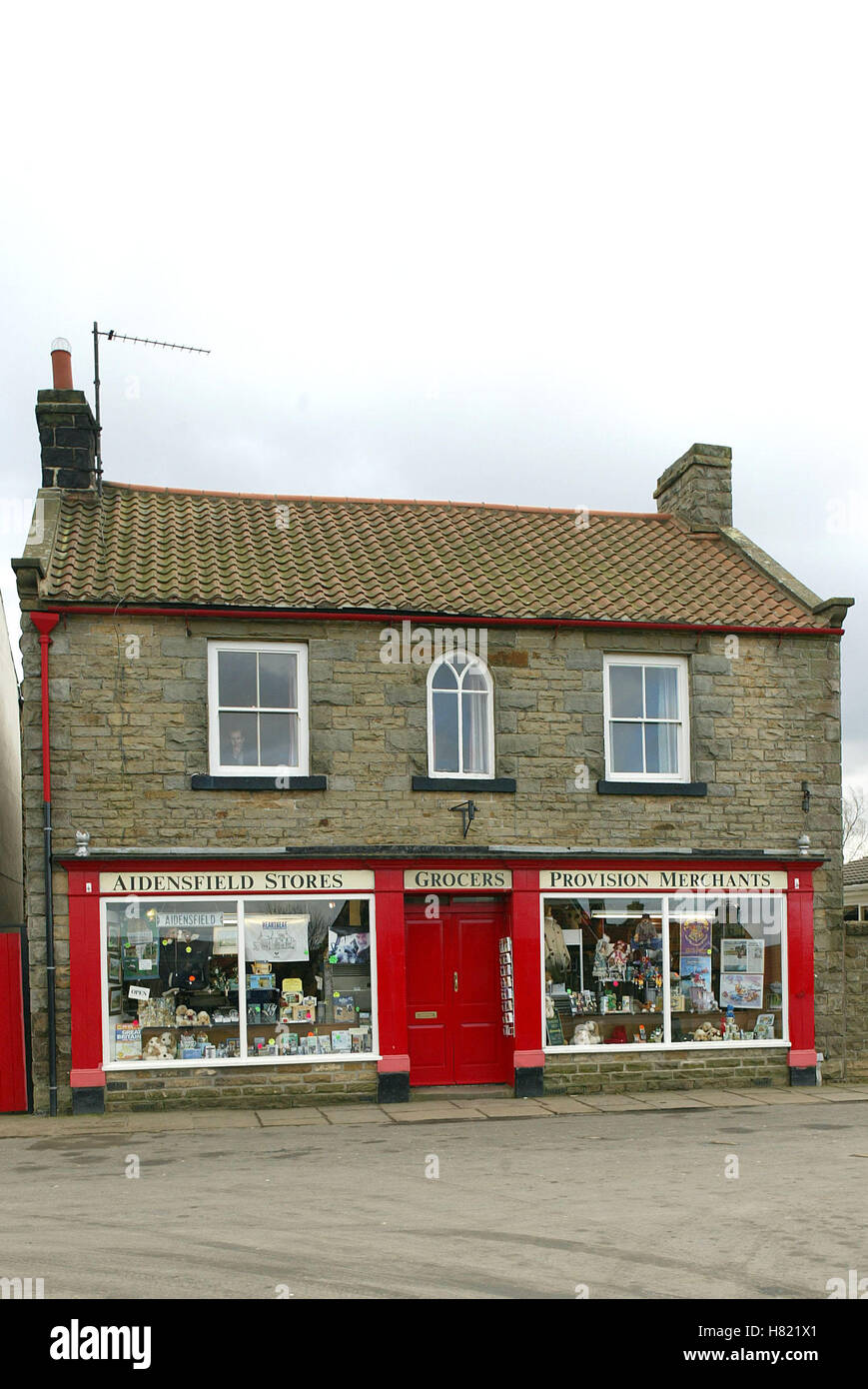 AIDENSFIELD GENERAL STORE HEARTBEAT LOCATIONS GOATHLAND NORTH YORKSHIRE ...