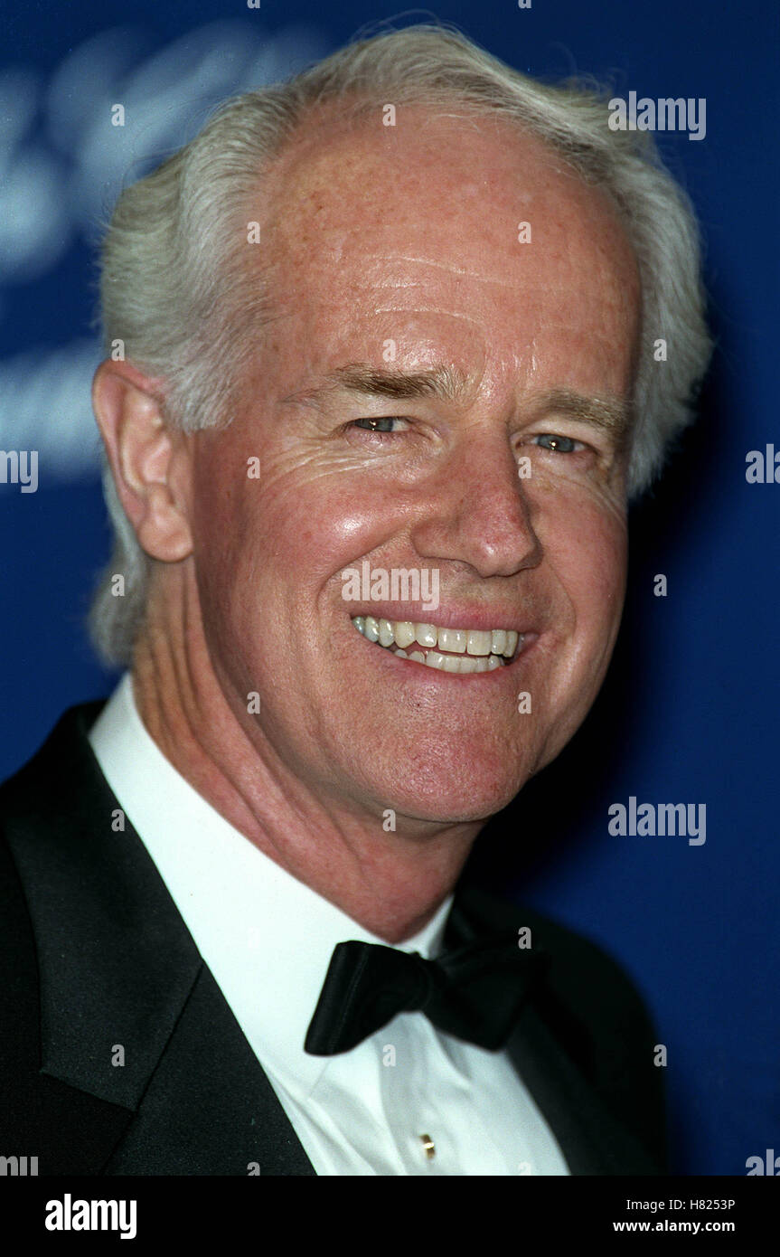 Mike farrell hi-res stock photography and images - Alamy