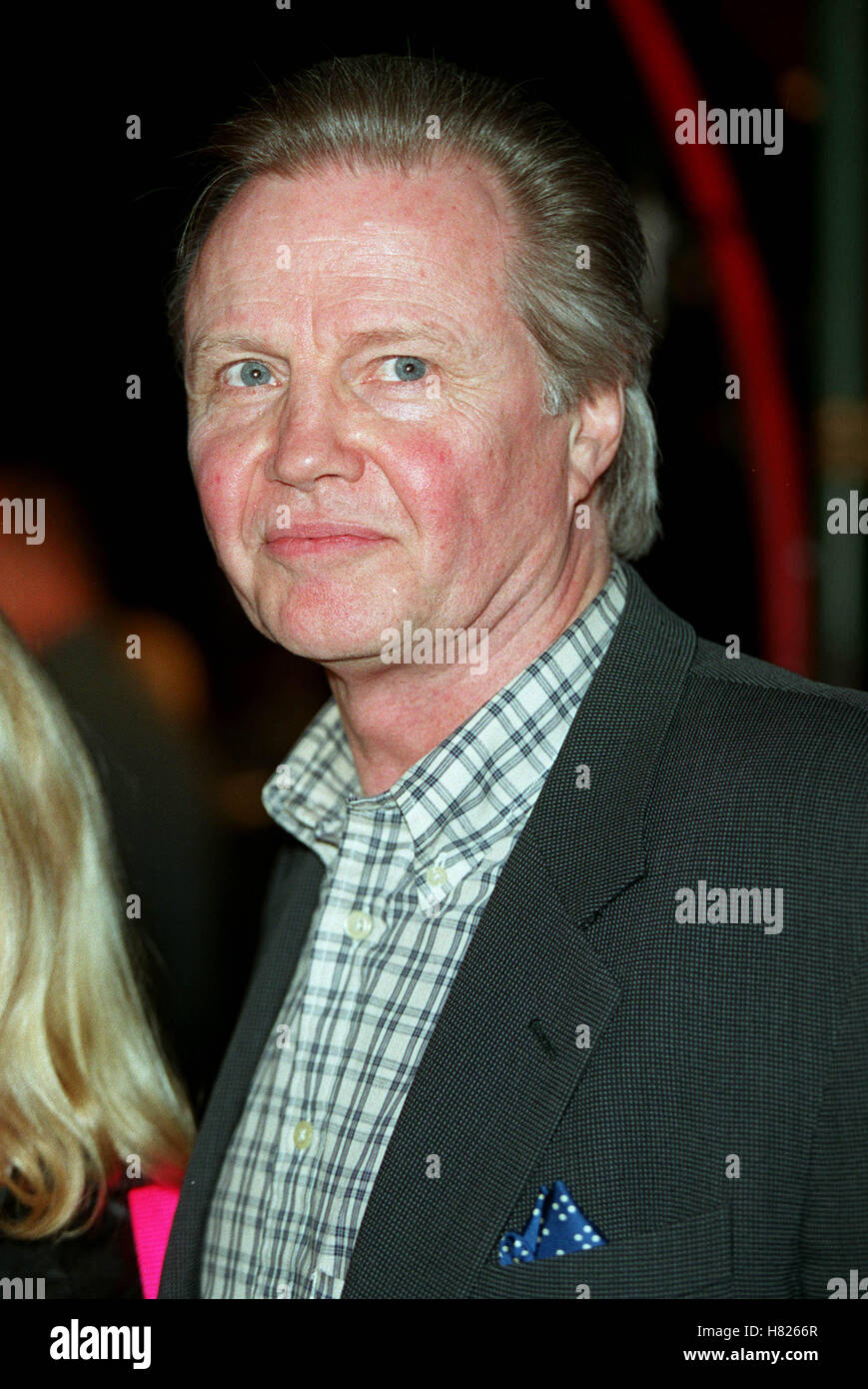 Actor jon voight hi-res stock photography and images - Alamy