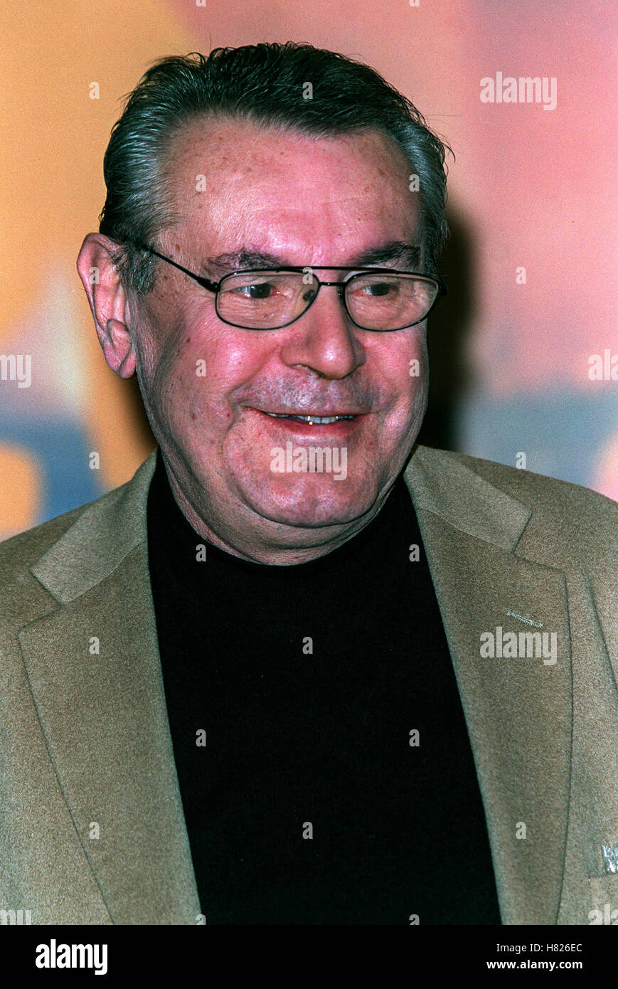 MILOS FORMAN 20 February 2000 Stock Photo - Alamy