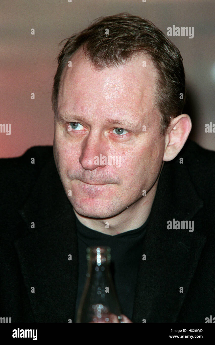 STELLAN SKARSGARD 20 February 2000 Stock Photo - Alamy