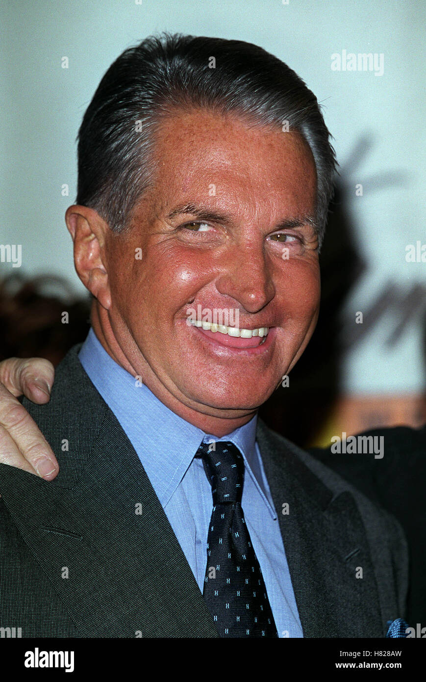 GEORGE HAMILTON LOS ANGELES USA 10 March 2000 Stock Photo - Alamy