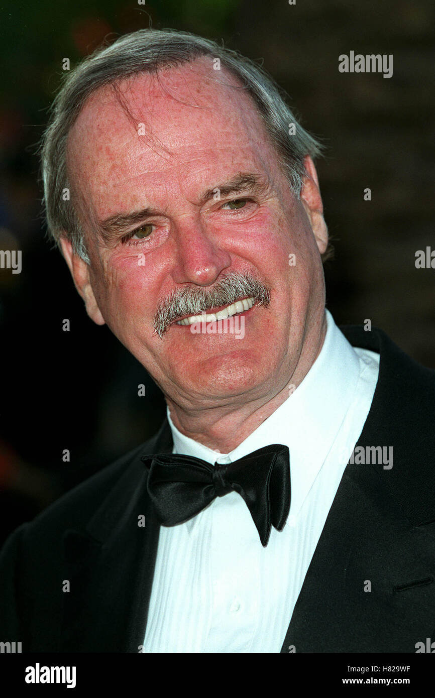 John cleese hi-res stock photography and images - Alamy