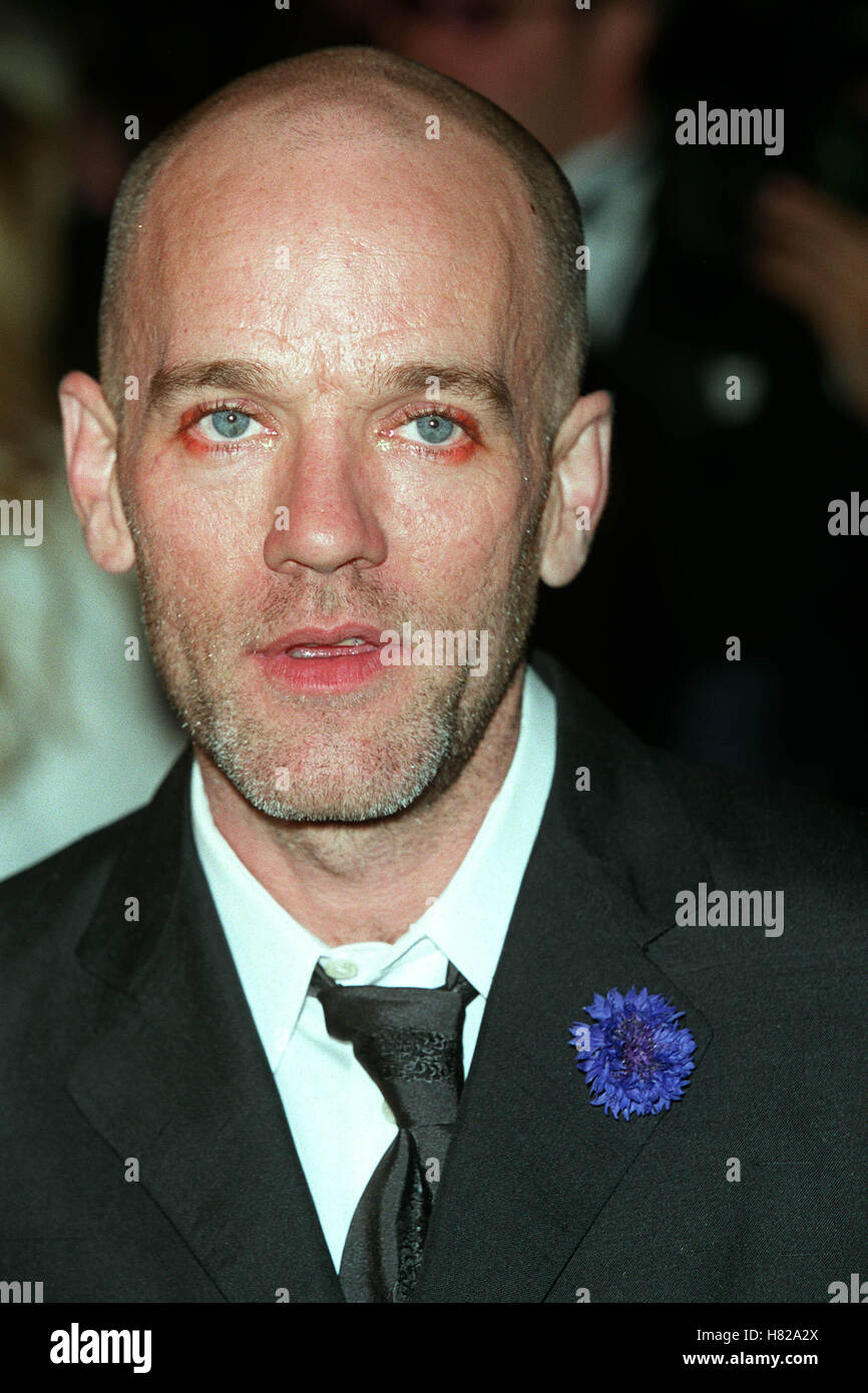 Michael stipe of rem hi-res stock photography and images - Alamy