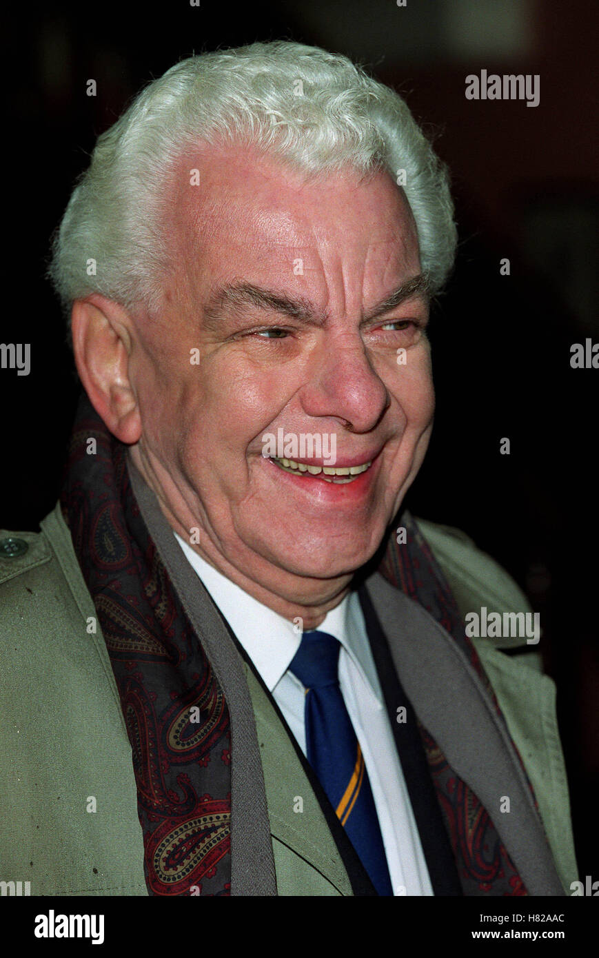 Barry cryer hi-res stock photography and images - Alamy
