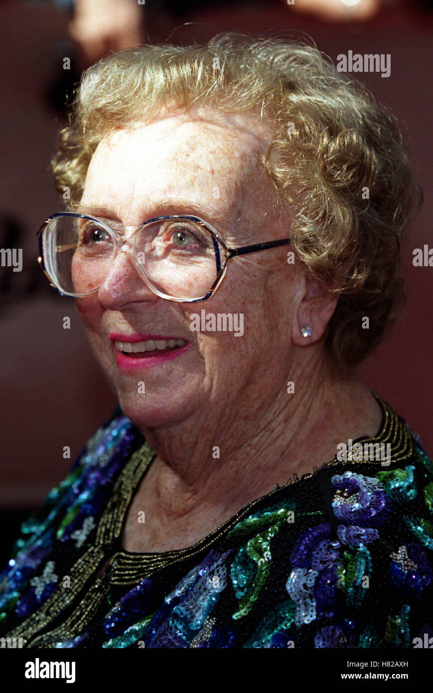 Thora hird hi-res stock photography and images - Alamy