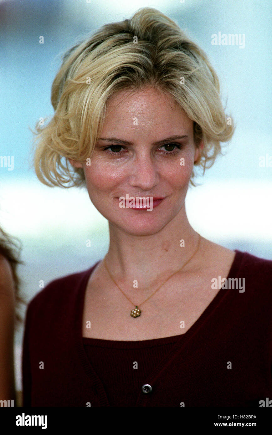 JENNIFER JASON LEIGH 12 May 2000 Stock Photo - Alamy