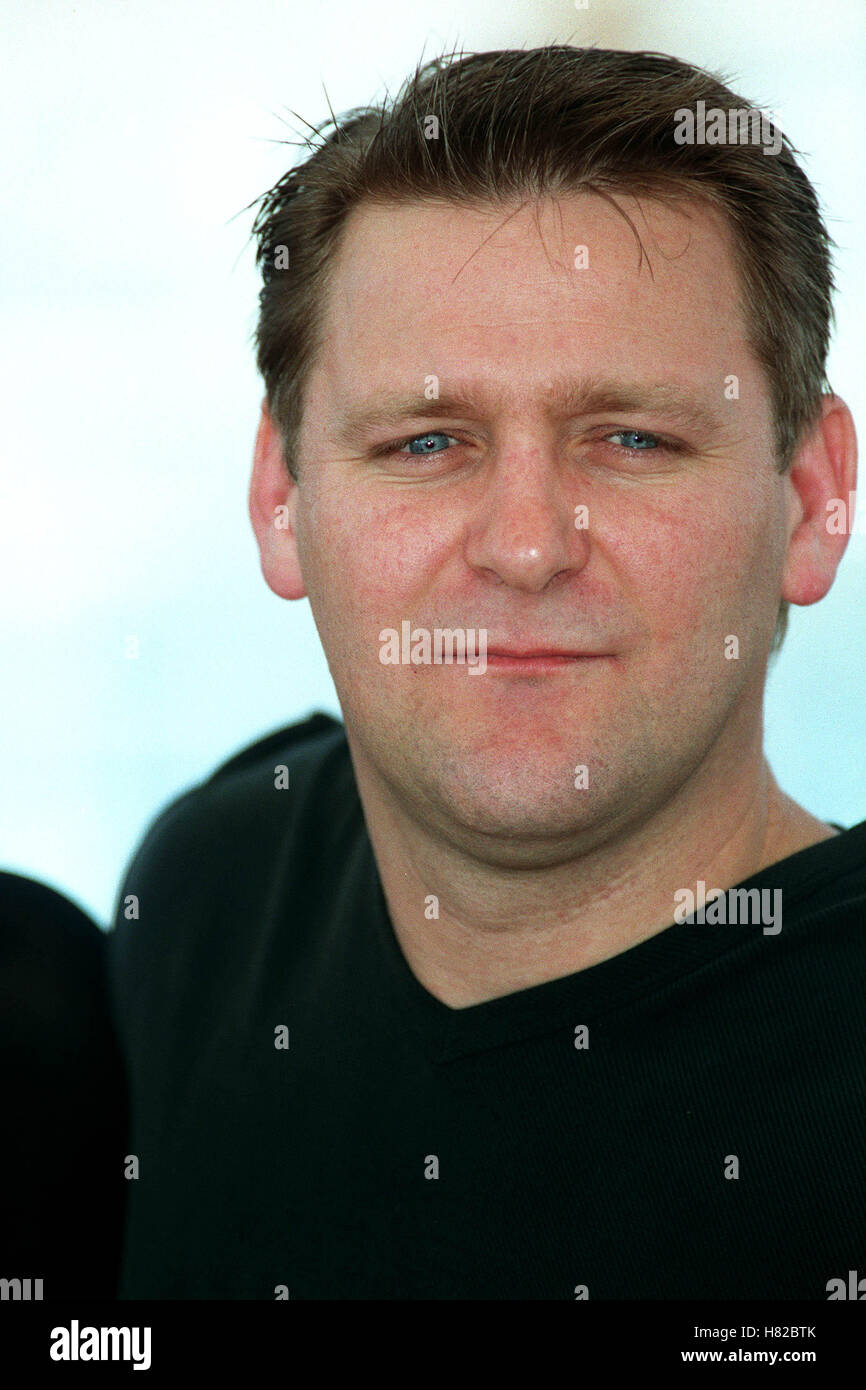 CHRIS WALKER 12 May 2000 Stock Photo - Alamy