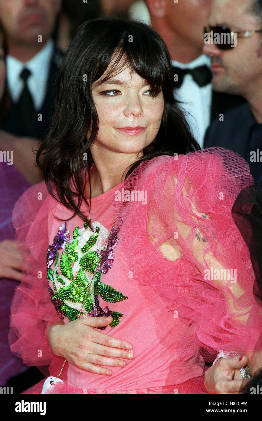BJORK CANNES FRANCE 17 May 2000 Stock Photo - Alamy
