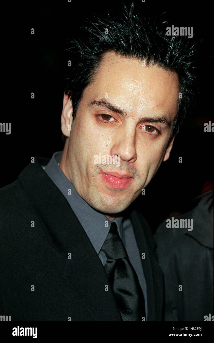 BOBBY HEWITT "VALENTINE" LA PREMIER HOLLYWOOD LA USA 01 February 2001 ...