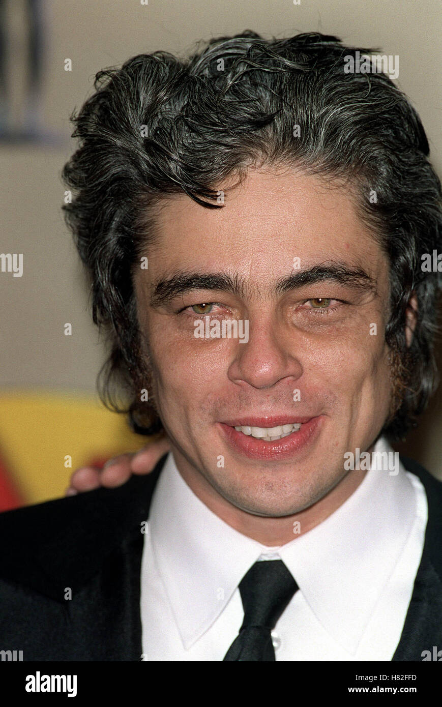 BENICIO DEL TORO SCREEN ACTORS GUILD AWARDS SCREEN ACTORS GUILD AWARDS ...