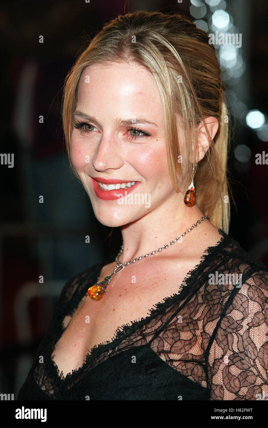 JULIE BENZ THE MEXICAN PREMIERE LOS ANGELES WESTWOOD LA USA 23 February ...