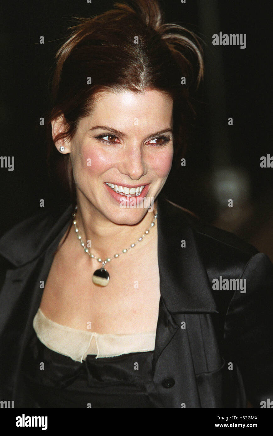 SANDRA BULLOCK "MISS CONGENIALITY" PREMIER LEICESTER SQUARE LONDON ...