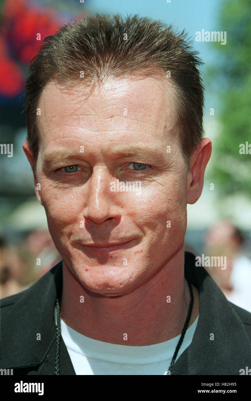 ROBERT PATRICK "SPY KIDS" LOS ANGELES PREMIER DISNEY ADVENTURE LA USA ...
