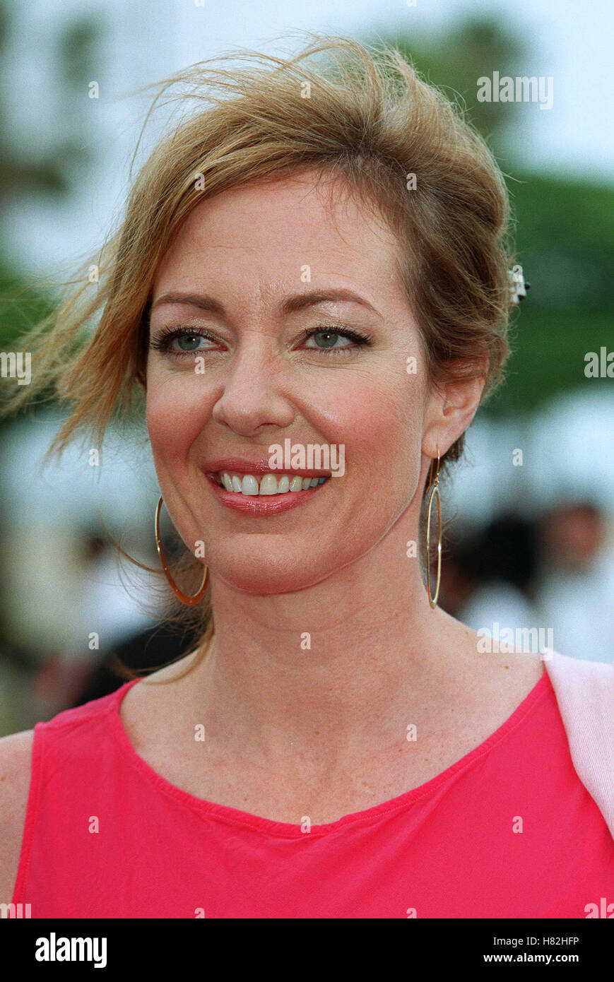 ALLISON JANNEY INDEPENDENT SPIRIT AWARDS 2001 SANTA MONICA LA USA 24 ...