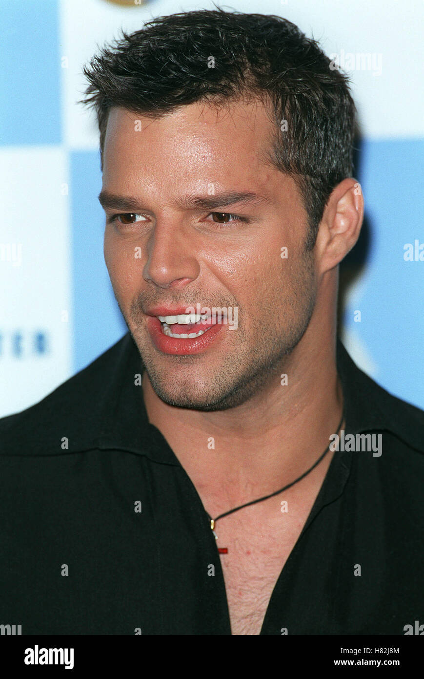 RICKY MARTIN BLOCKBUSTER AWARDS LA LA LA USA 10 April 2001 Stock Photo ...