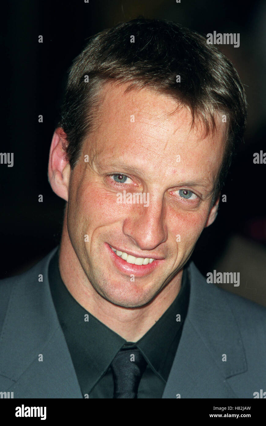Tony hawk hi-res stock photography and images - Alamy