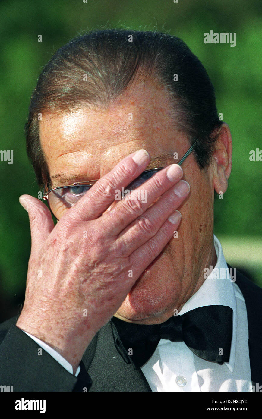 ROGER MOORE COMEDY AWARDS UNIVERSAL STUDIOS LOS ANGELES USA 22 April ...