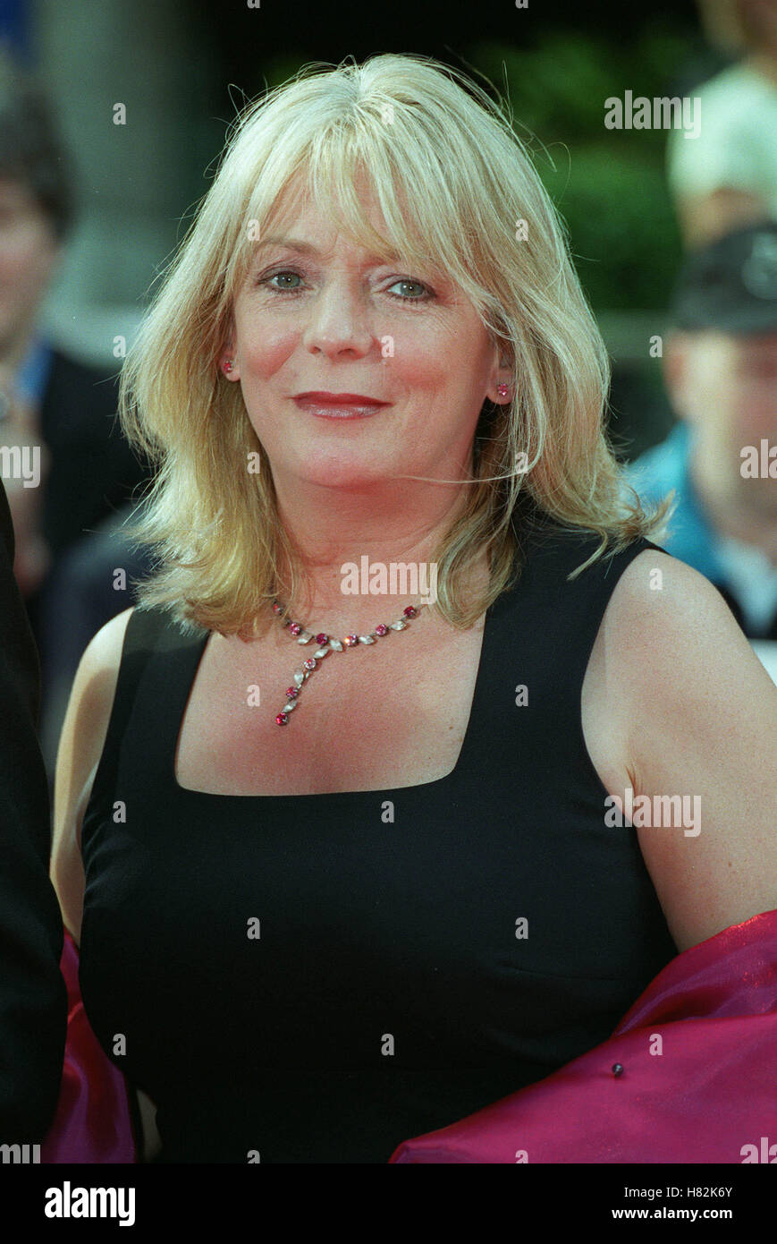 Alison steadman hi-res stock photography and images - Alamy