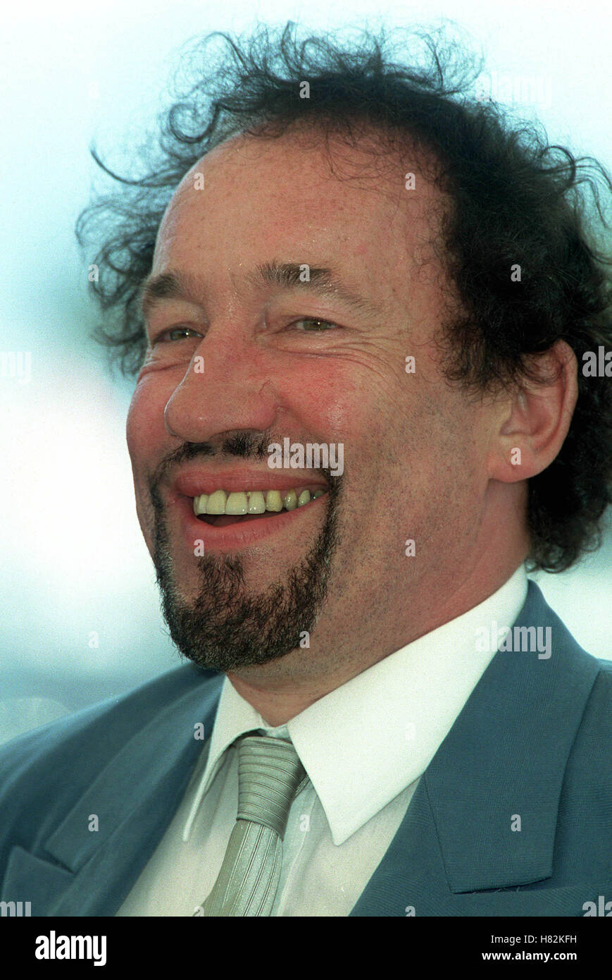 SIMON CALLOW CANNES FILM FESTIVAL CANNES FRANCE EUROPE 12 May 2001 ...