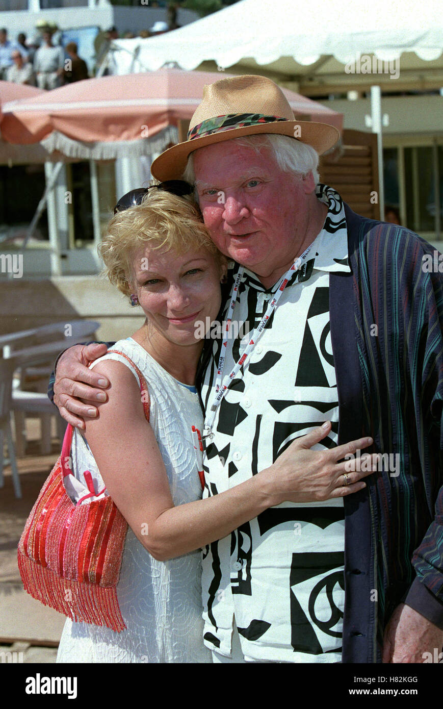 LISI TRIBBLE & KEN RUSSELL CANNES FILM FESTIVAL CANNES FRANCE EUROPE 13 ...
