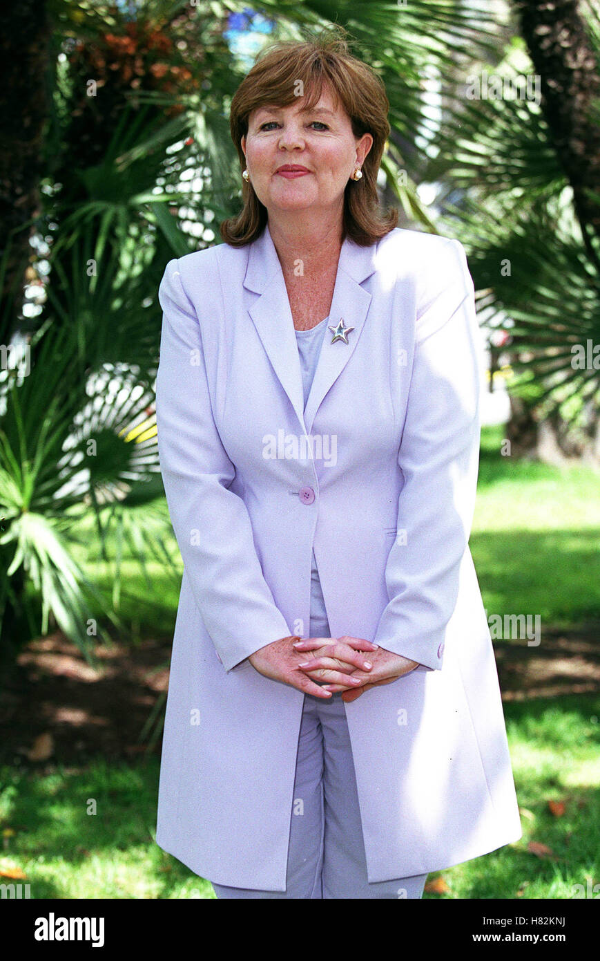 Pauline Collins High Resolution Stock Photography and Images - Alamy