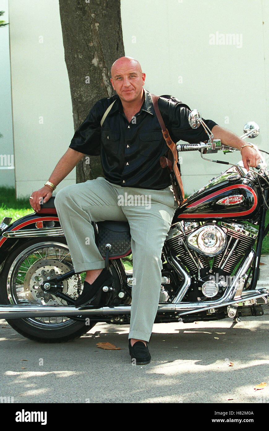 Dave courtney hi-res stock photography and images - Alamy