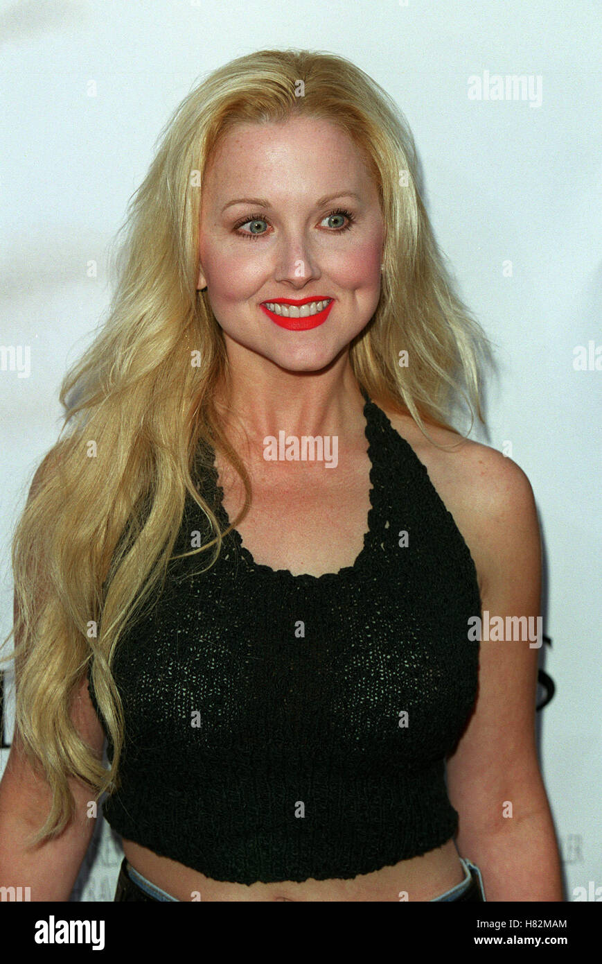 TAMARA WALKER "ANGEL EYES" LA FILM PREMIER HOLLYWOOD LA USA 15 May 2001 ...