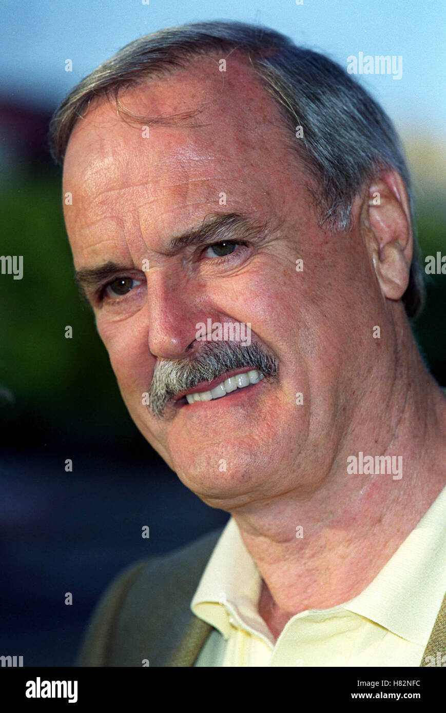 JOHN CLEESE "THE HOLY GRAIL" RE-RELEASE HOLLYWOOD LA USA 15 June 2001 ...