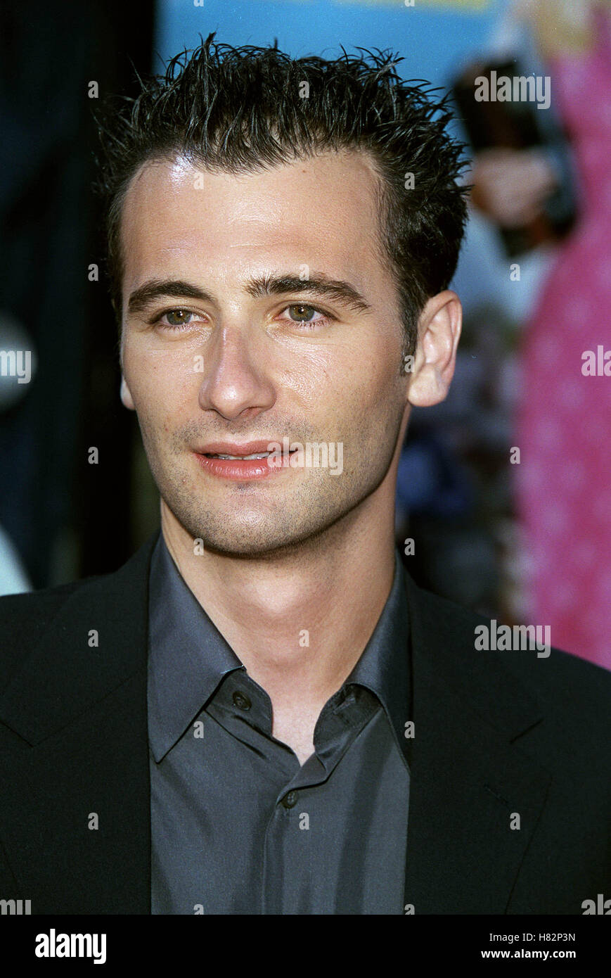 ROBERT LUKETIC 'LEGALLY BLONDE' FILM PREMIERE LOS ANGELES USA 26 June 2001 Stock Photo - Alamy