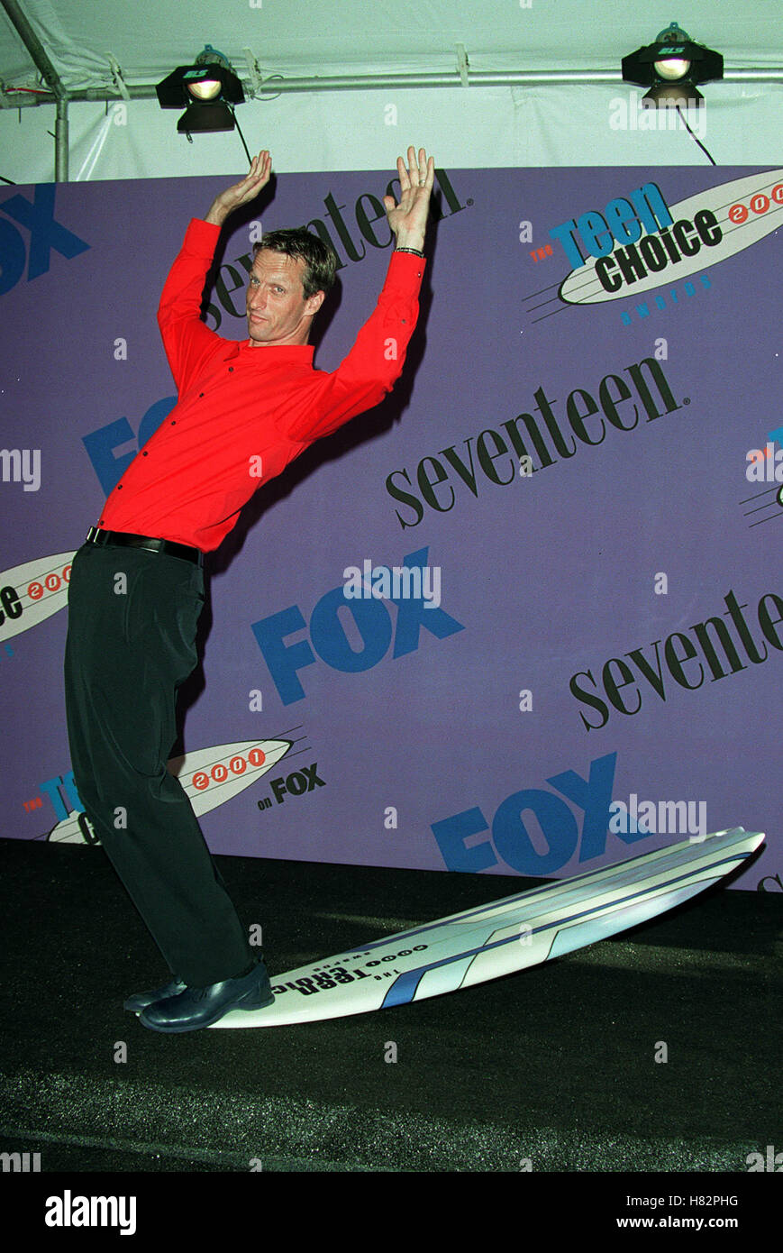 TONY HAWK. TEEN CHOICE AWARDS TEEN CHOICE AWARDS UNIVERAL CITY LOS ...