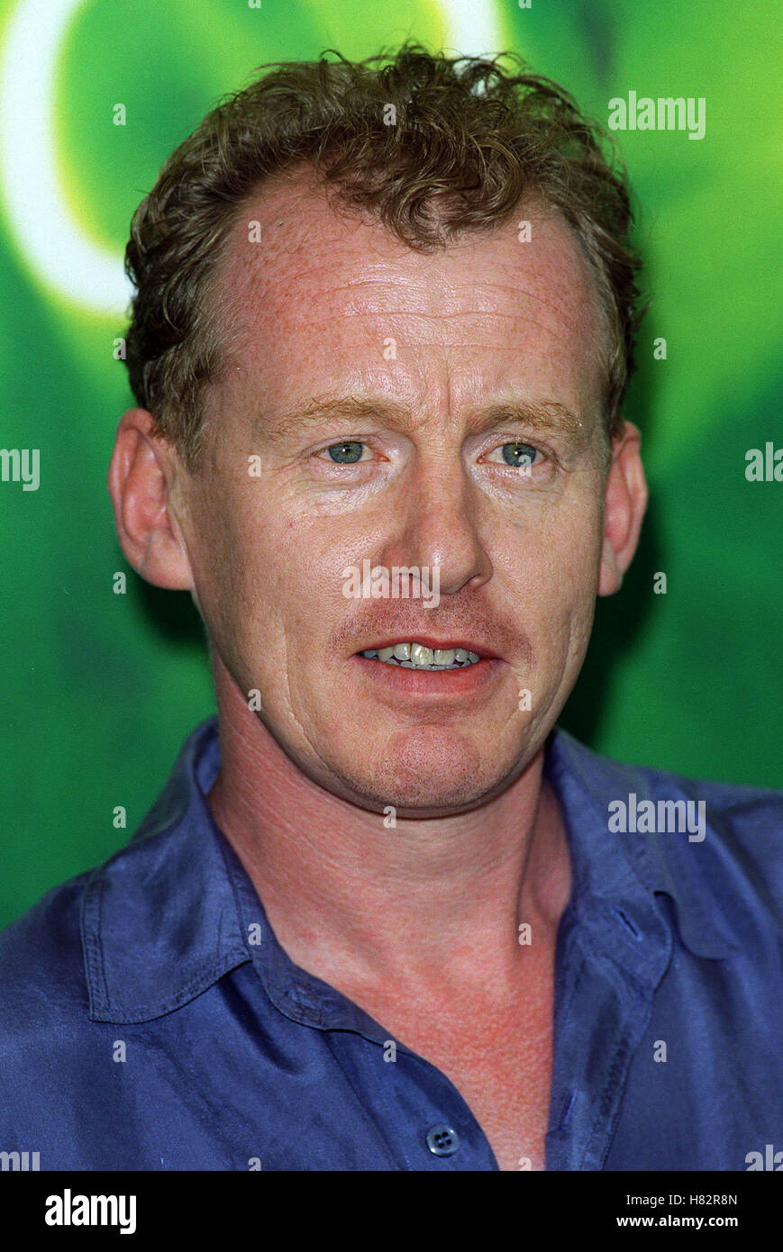 STEVE HUISON "THE NAVIGATORS" PHOTOCALL VENICE FILM FESTIVAL 2001 ITALY ...