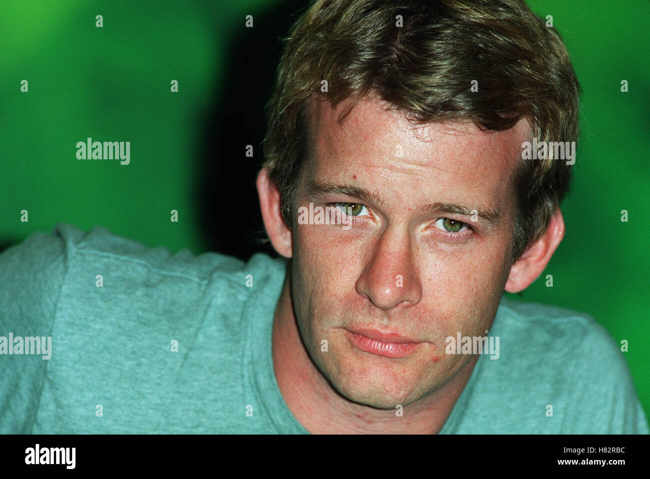 THOMAS JANE "EDEN" PHOTOCALL VENICE FILM FESTIVAL 2001 ITALY 04 ...