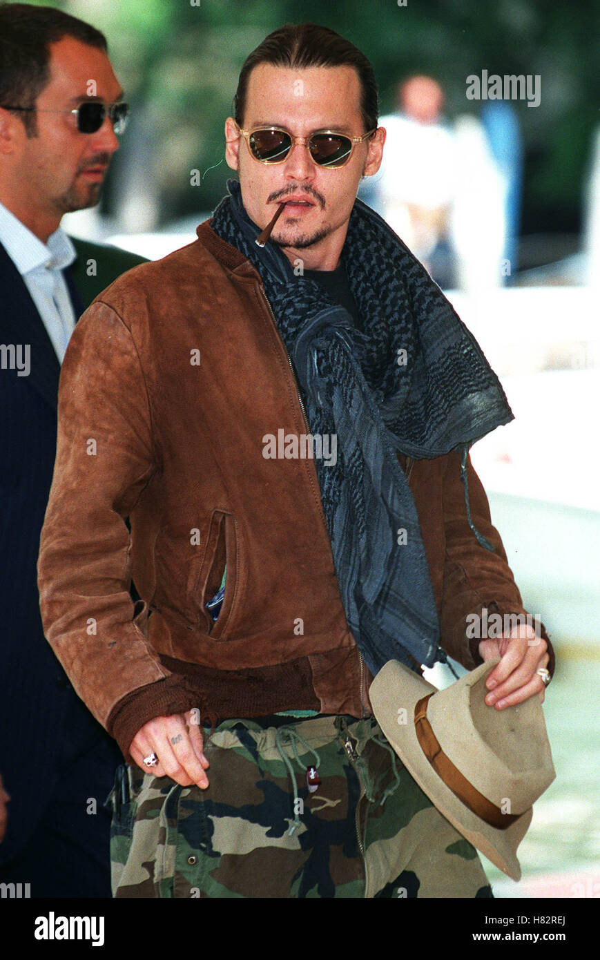 JOHNNY DEPP ARRIVES ON LIDO VENICE FILM FESTIVAL 2001 ITALY 07 ...