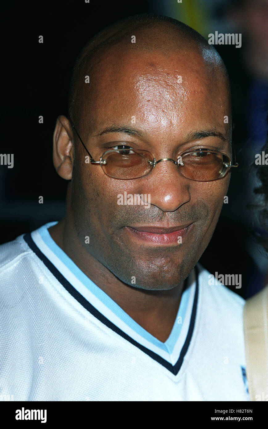 JOHN SINGLETON "RUSH HOUR 2" WORLD PREMIERE WESTWOOD LOS ANGELES USA 26 ...