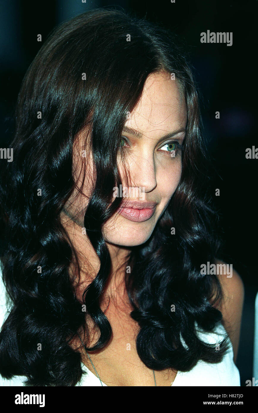 ANGELINA JOLIE "ORIGINAL SIN" FILM PREMIERE HOLLYWOOD LOS ANGELES USA ...