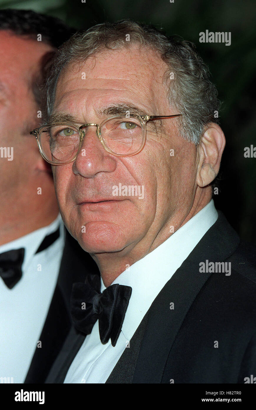 SYDNEY POLLACK 5TH ANNUAL HOLLYWOOD FILM FESTIVAL BEVERLY HILTON HOTEL ...